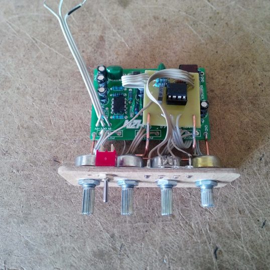 Octaver Circuit - Box - Ton Kontrol